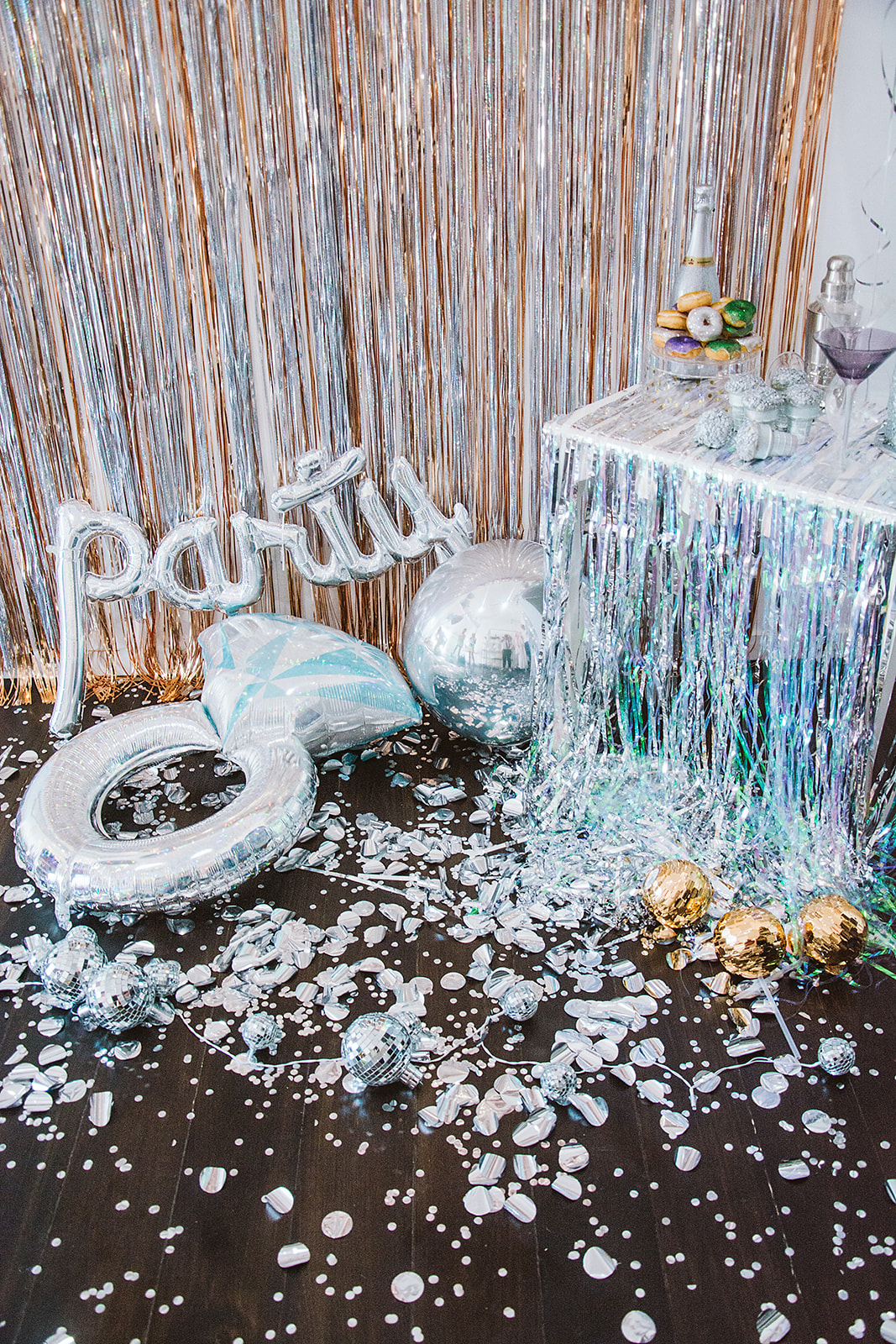 Keep it funky: a disco-themed bridal shower – Confetti Fair