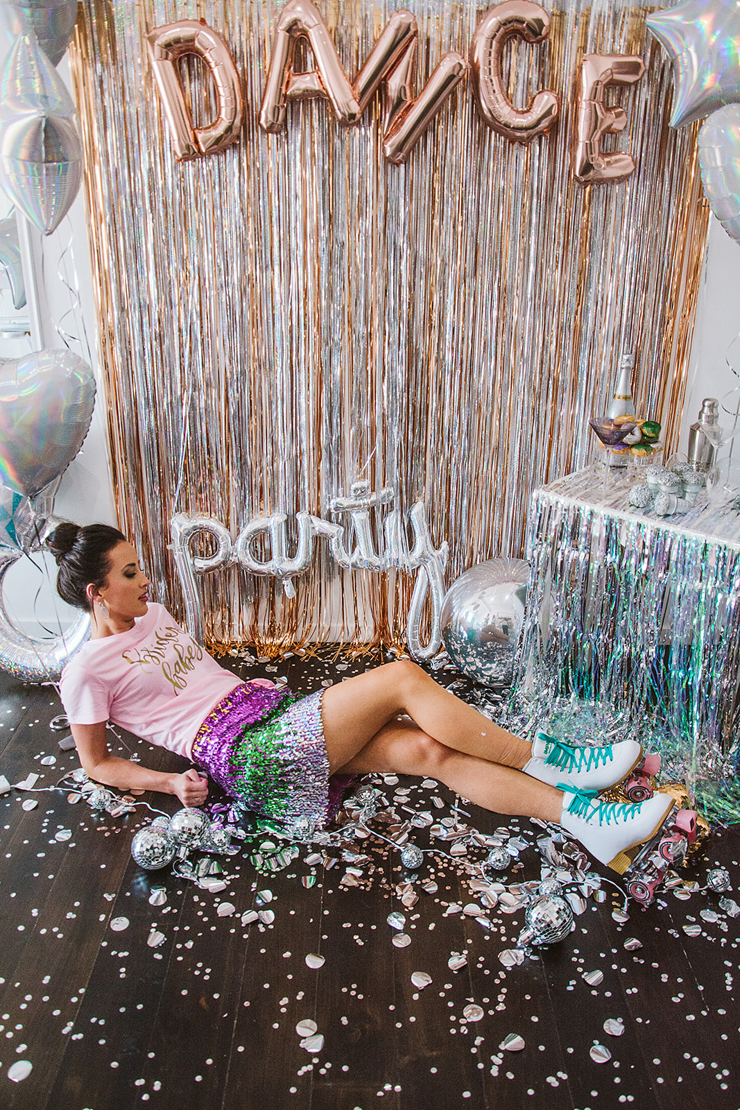 Keep it funky: a disco-themed bridal shower – Confetti Fair
