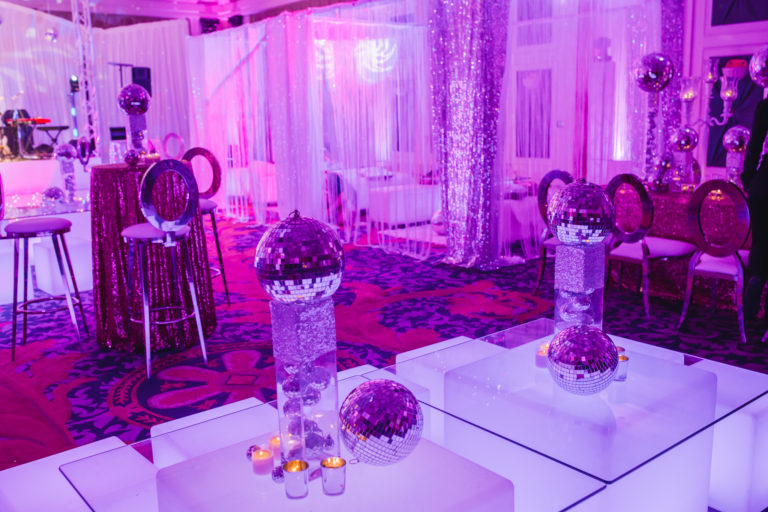 A Studio 54 disco party – Confetti Fair