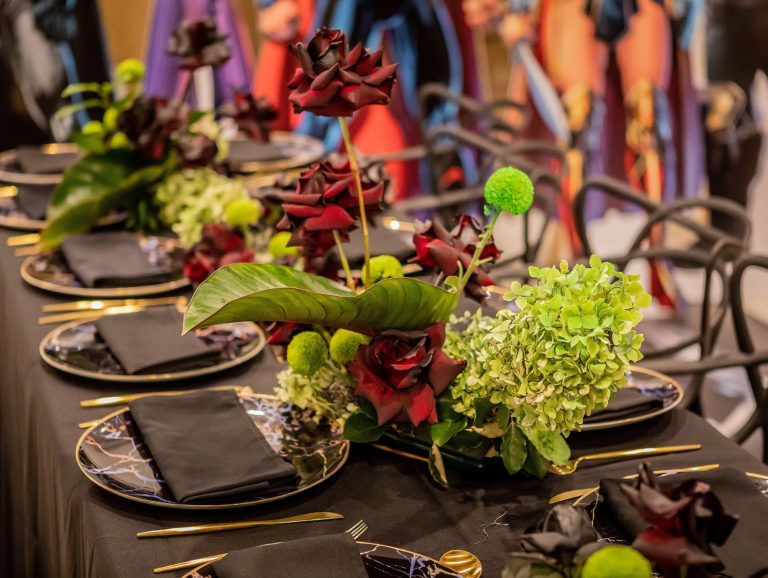 Tips and tricks to planning a small social gathering – Confetti Fair