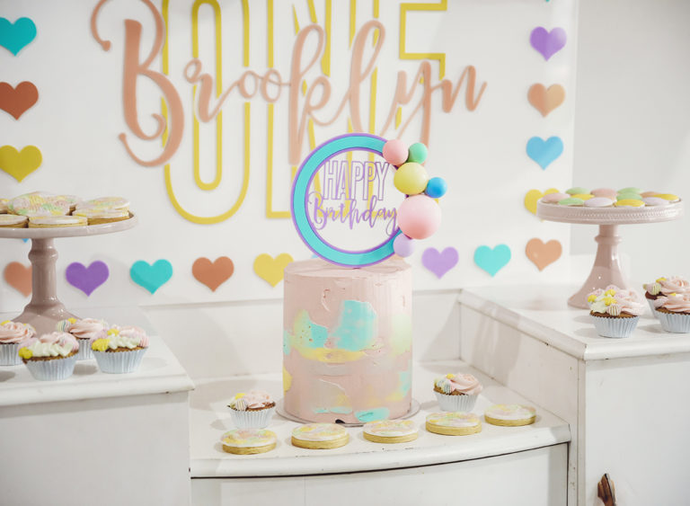 Brooklyn's bright first birthday – Confetti Fair