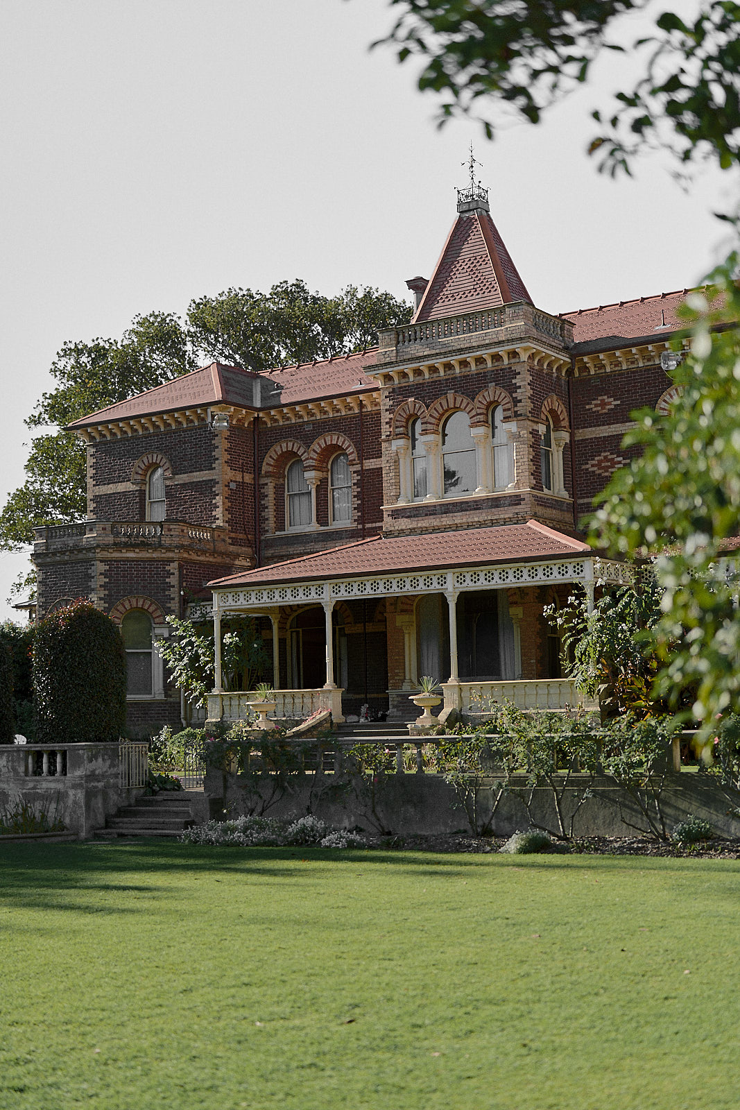 A Victorian dream – a vintage Victorian wedding – Confetti Fair