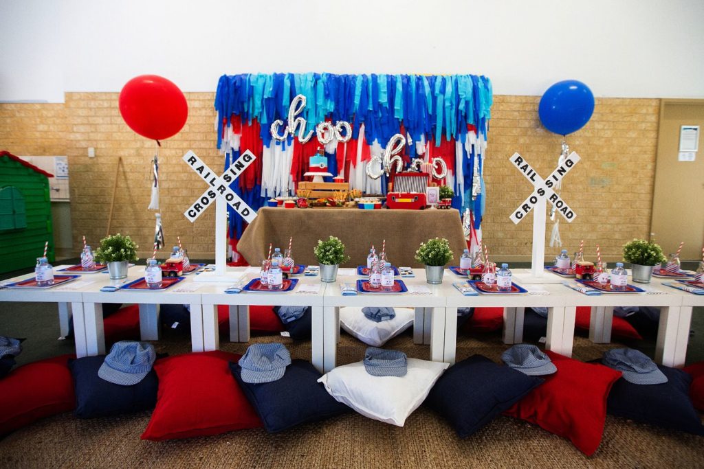 Samuel's retro train party – choo choo! – Confetti Fair