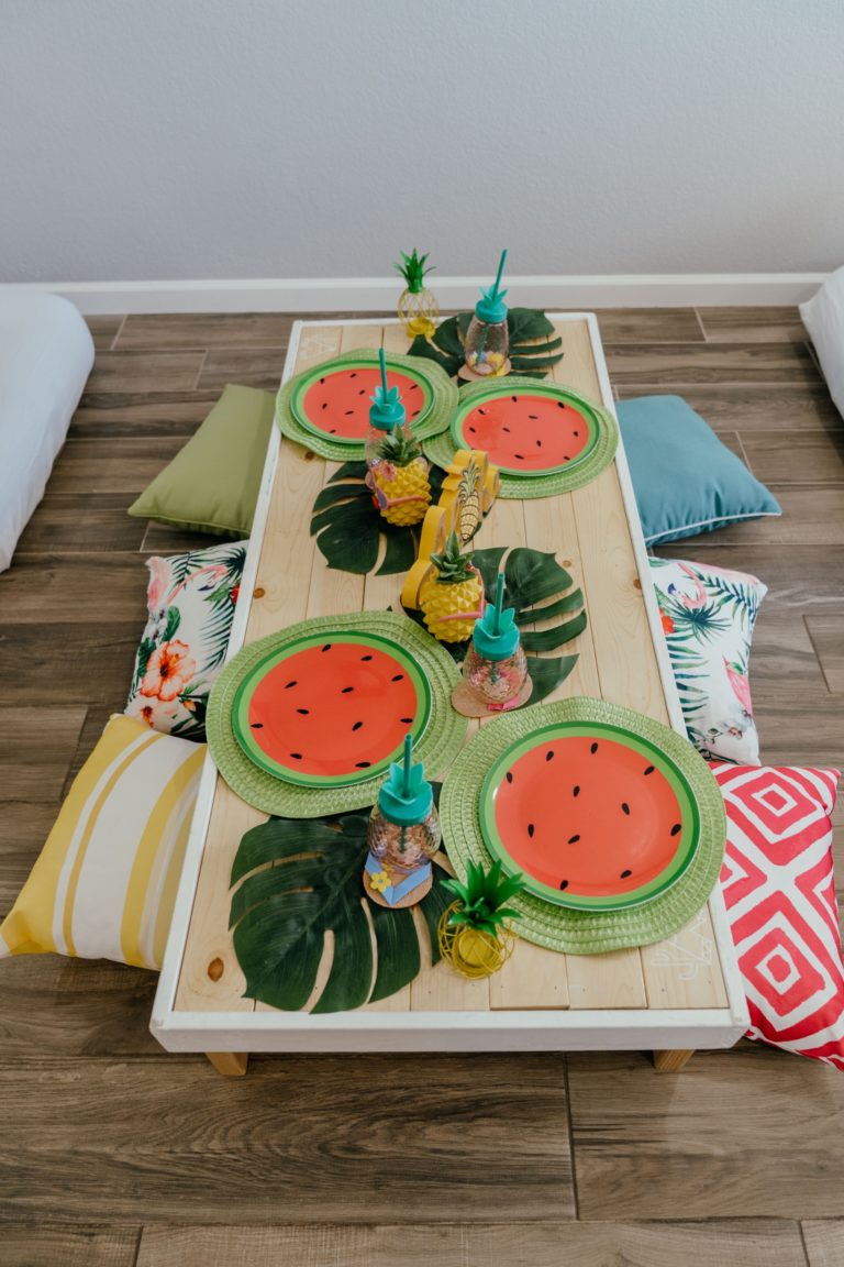 A colourful summer pool party – Confetti Fair