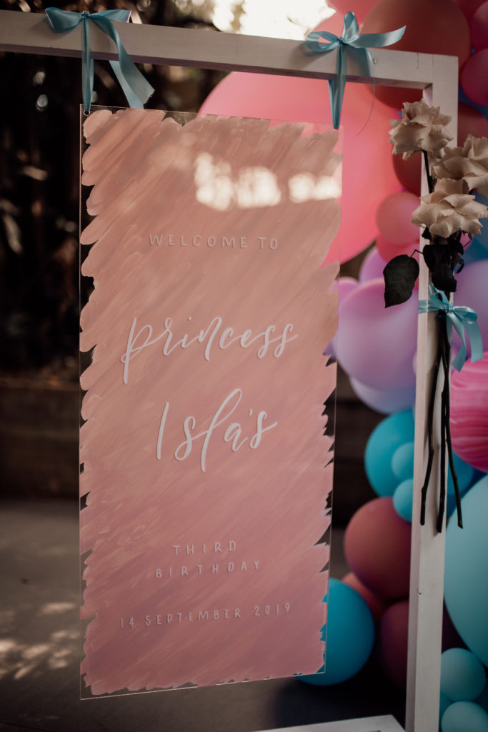 Plan a princess birthday party | Guide from Confetti Fair