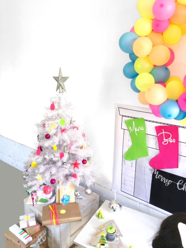Neon Christmas party – dreaming of a bright Christmas (plus free ...