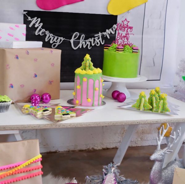 Neon Christmas party – dreaming of a bright Christmas (plus free ...