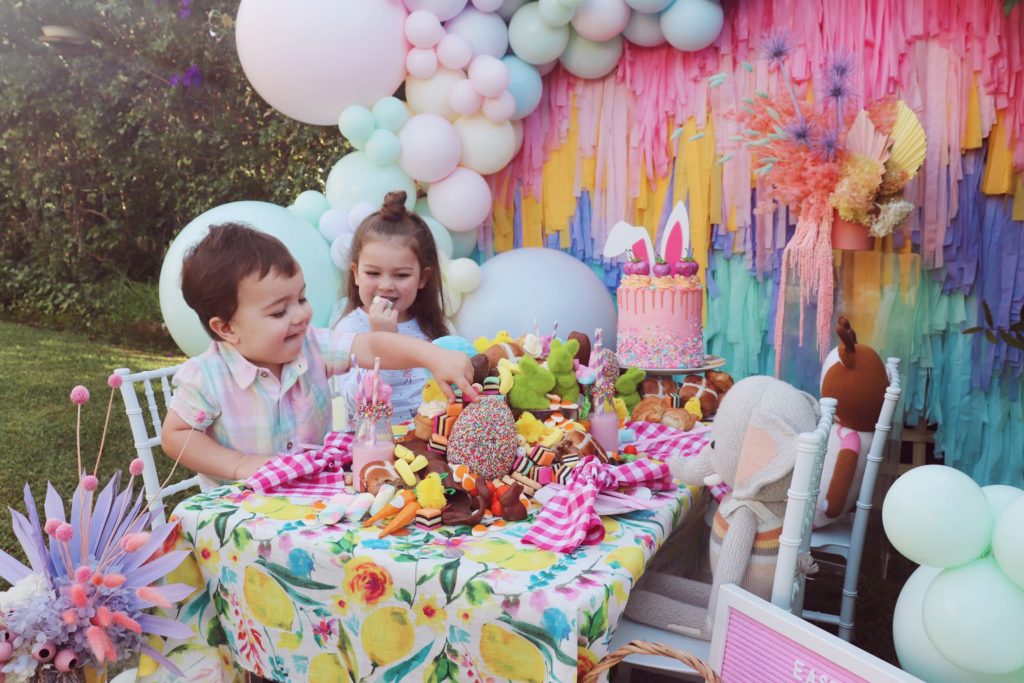 The ultimate backyard Easter party – Confetti Fair