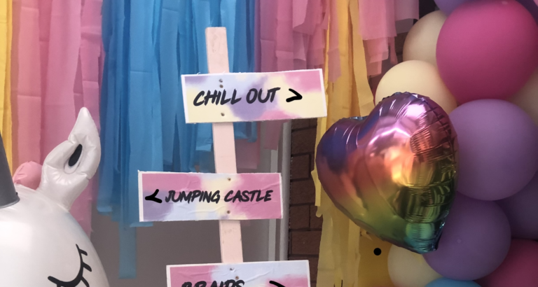 DIY directional sign post – easiest method ever! (plus free template ...