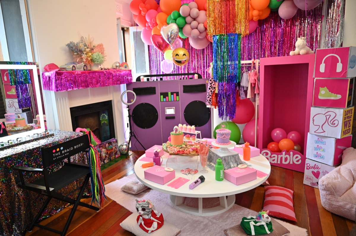 A Barbie Extra! Party Theme – Confetti Fair