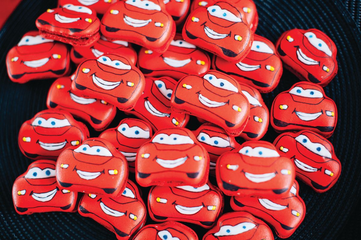 10 Ravishing Red Party Ideas – Confetti Fair